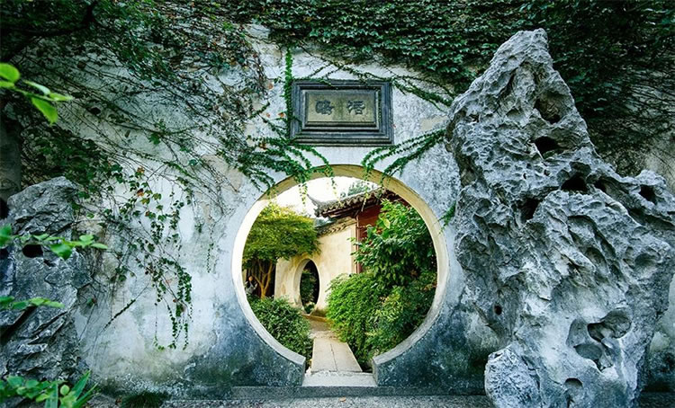 A Leisure Trip of Suzhou's Picturesque Landmarks with Boat Ride & Lunch ...